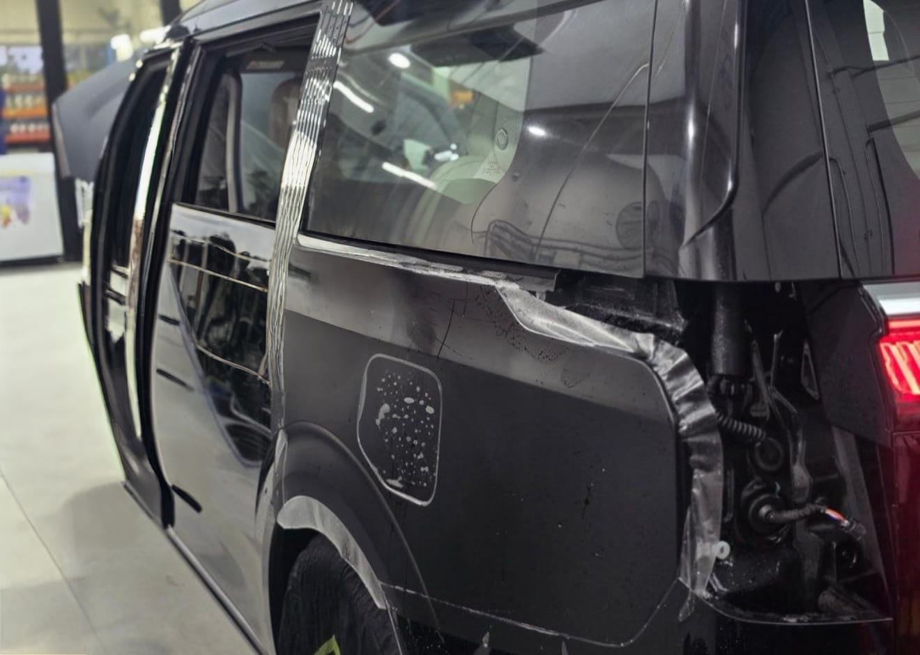 Detail Part I – Sticker Mask